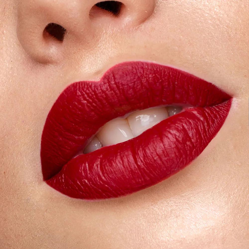 Vogue Labial Líquido Resist Tono Poderosa x 3 ml. - Burbujas Perfumerías
